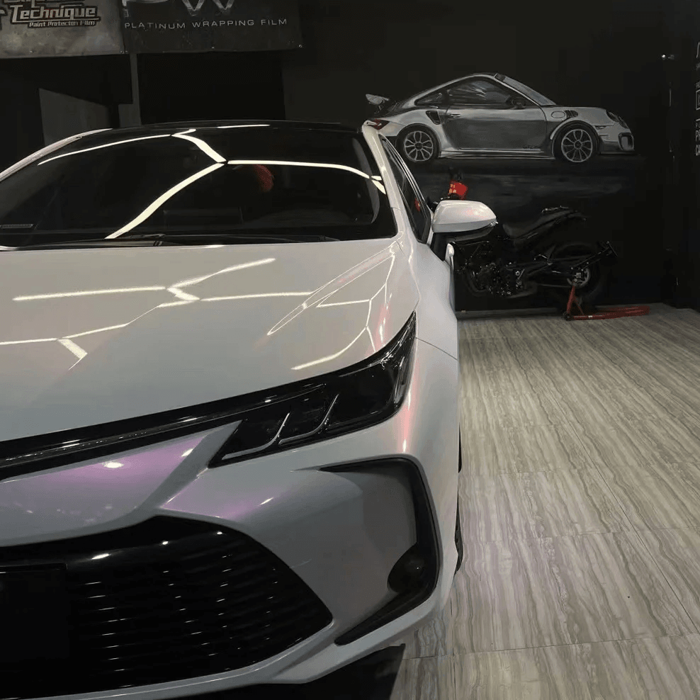 Color Shift White Red Glossy Vinyl Wrap – yeswrap